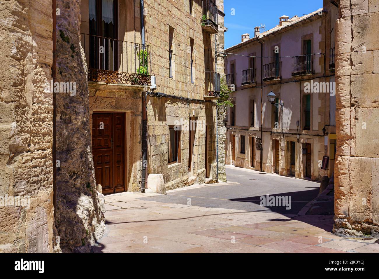 Narrow street of medieval old town in Castile Spain. Sepulveda Stock ...