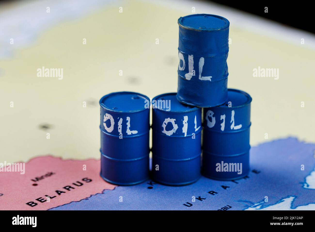 Map of pipelines russia hi-res stock photography and images - Alamy