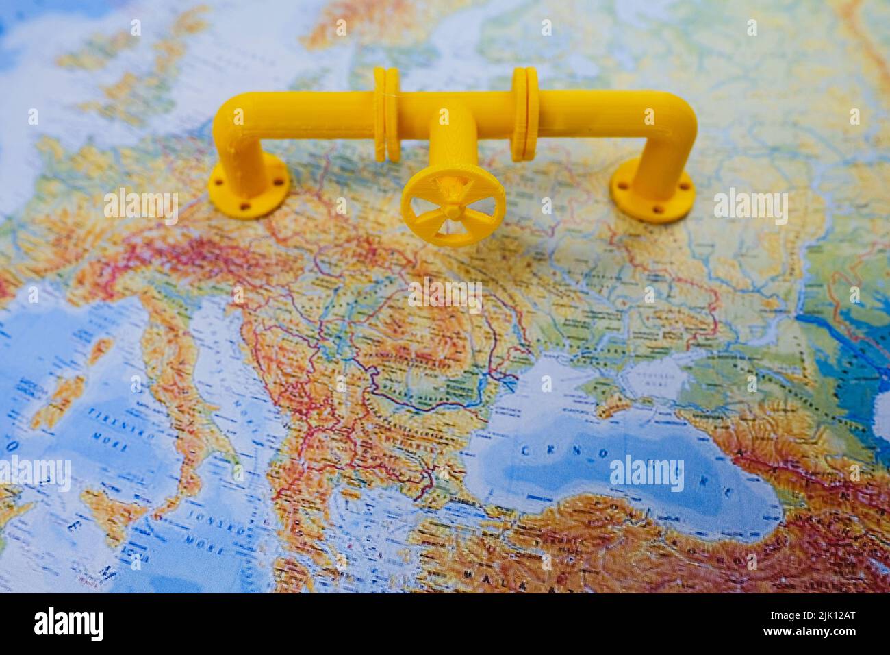 Map gas pipelines europe hi-res stock photography and images - Alamy