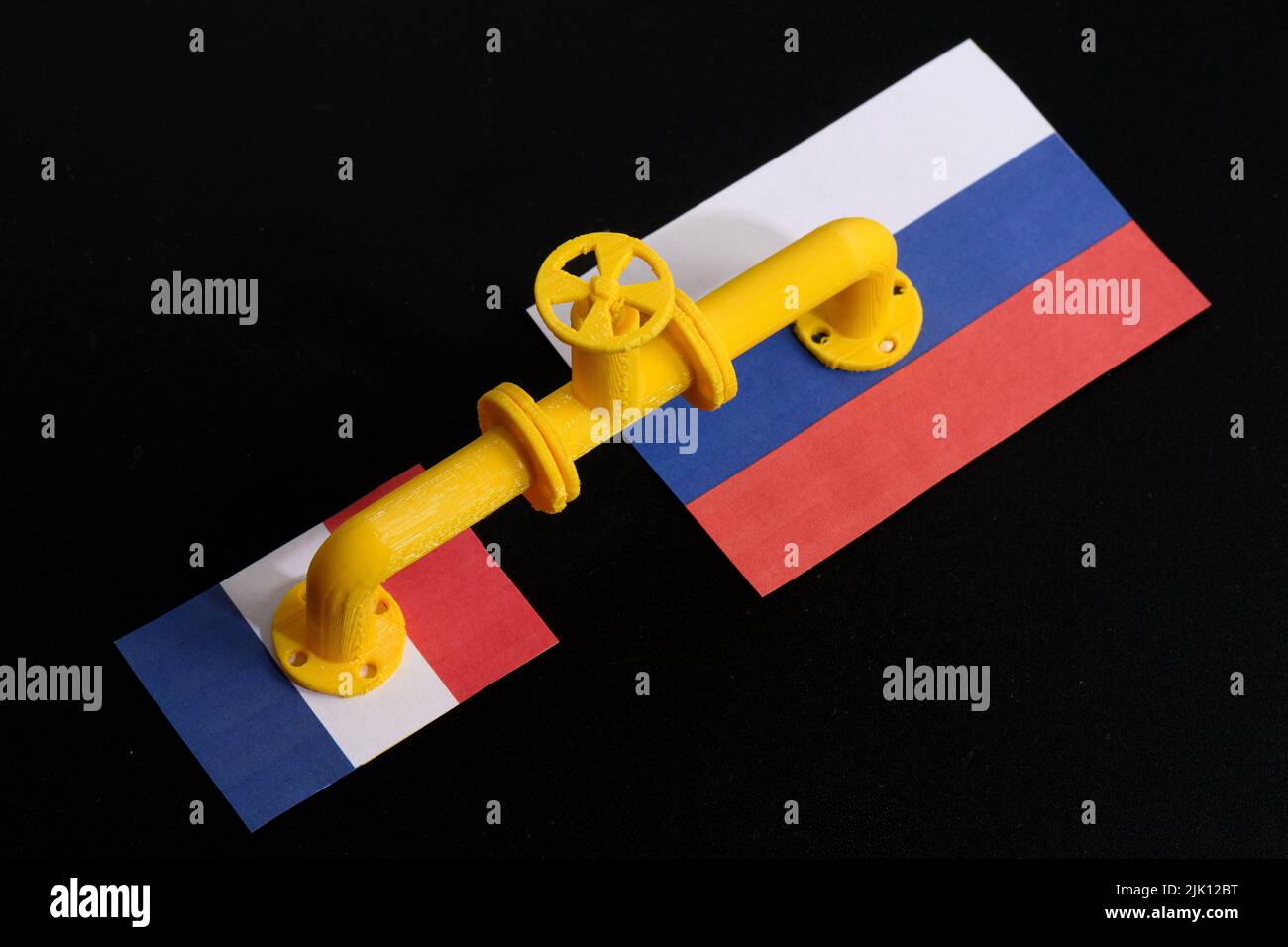 Pipeline with flags france hi-res stock photography and images - Alamy