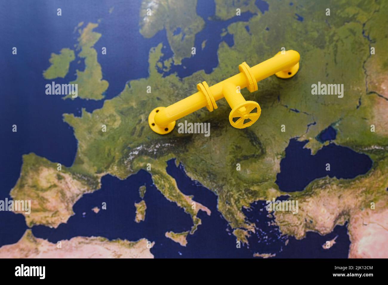 Map of pipelines russia hi-res stock photography and images - Alamy