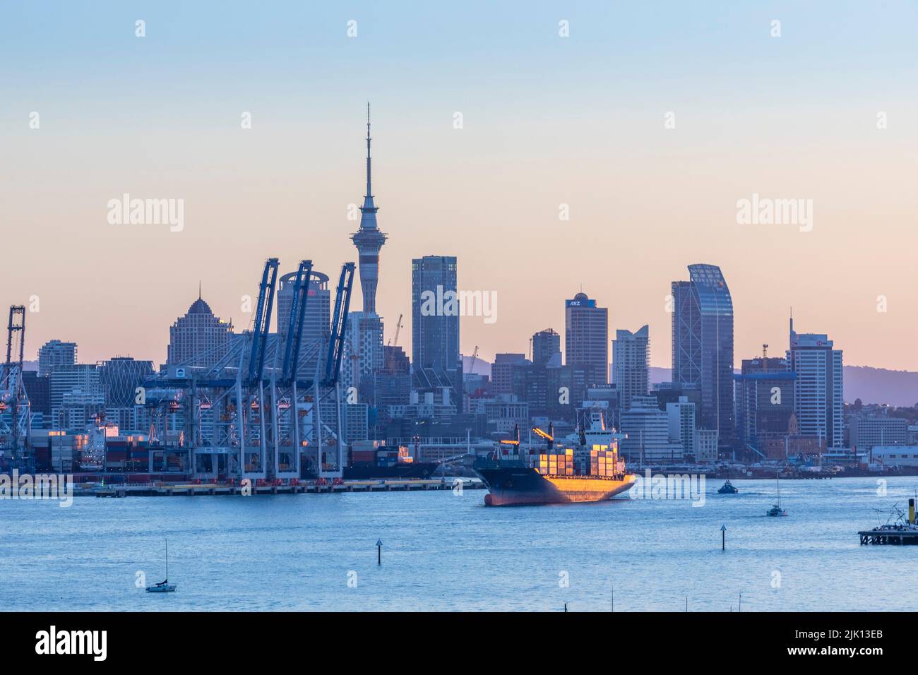 Auckland Skyline at dusk, Auckland, North Island, New Zealand, Pacific ...