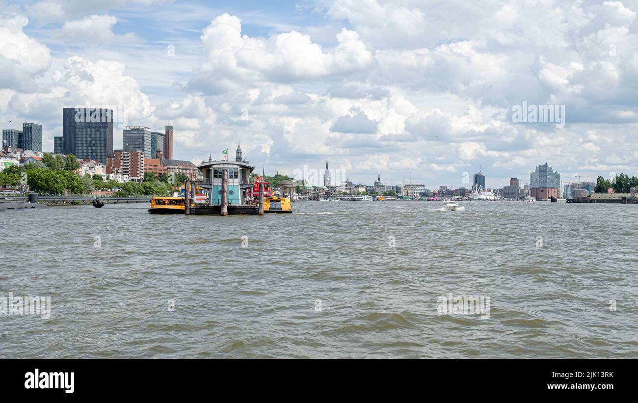 Seaside view along the Elbe river to the Elbe Philharmonic Hall ... Seaside view along the Elbe river to the Elbe Philharmonic Hall ...