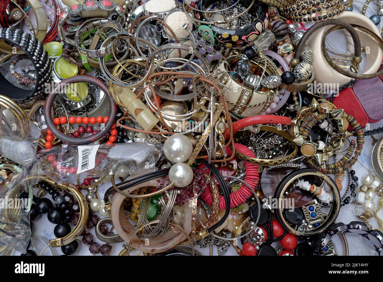 Colorful beads and chains at the flea market in Hanover (Nr. 3 Stock ...