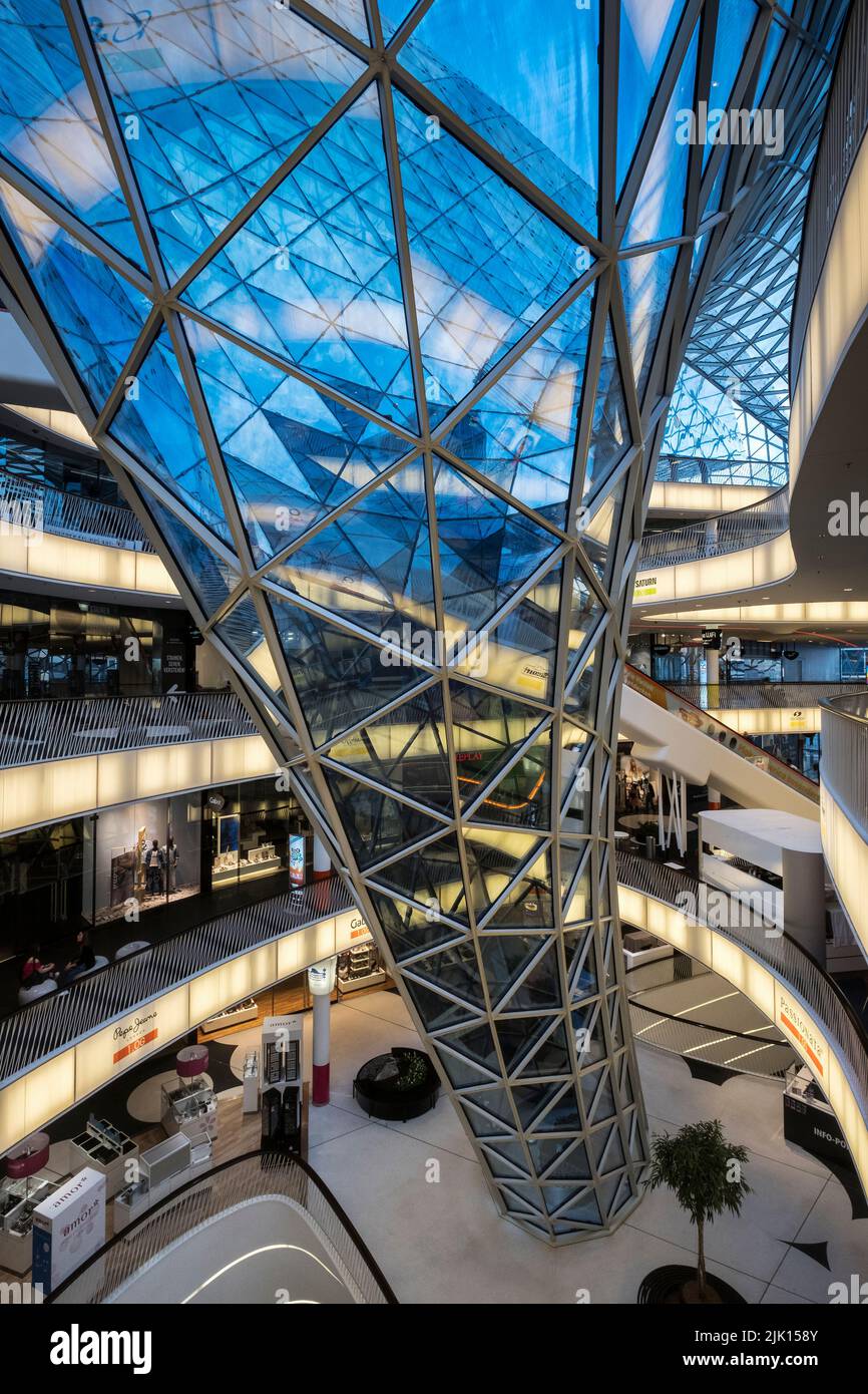 Modern Architecture in the Zeilgalerie Shopping Mall, Frankfurt, Hesse ...