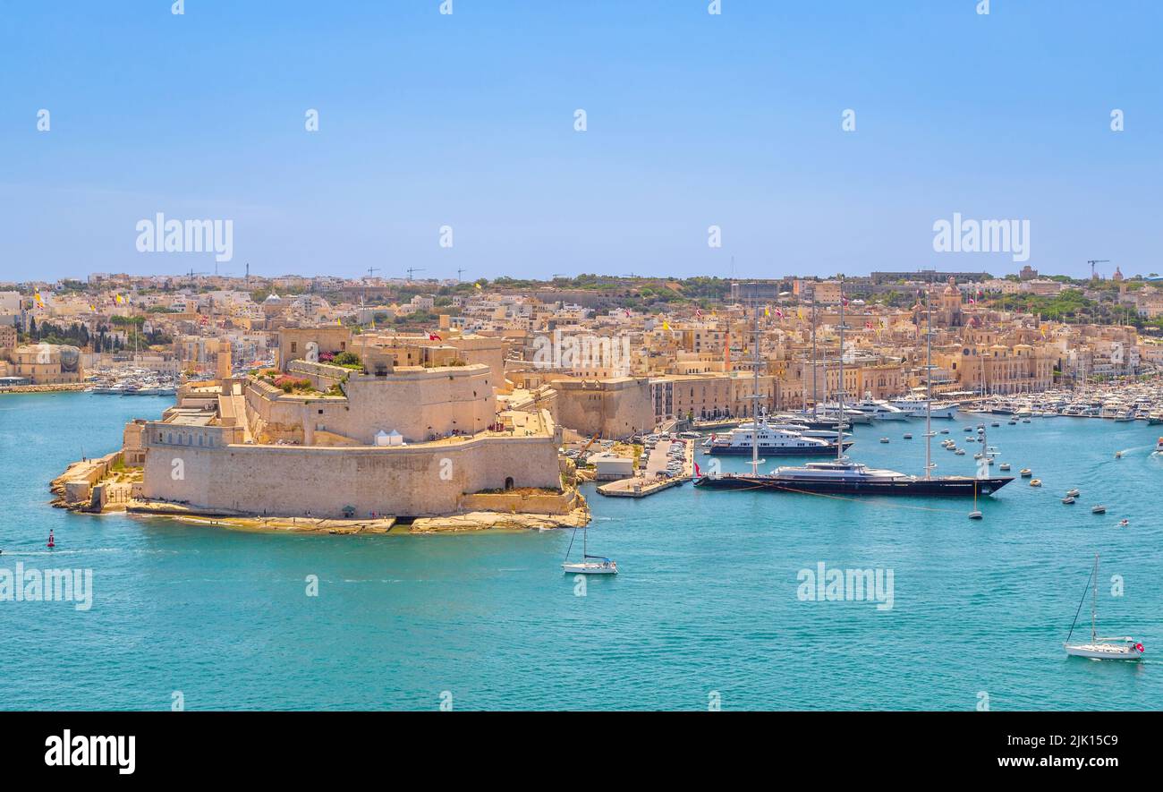 Fort St. Angelo, Grand Harbour, with the superyacht Maltese Falcon at ...