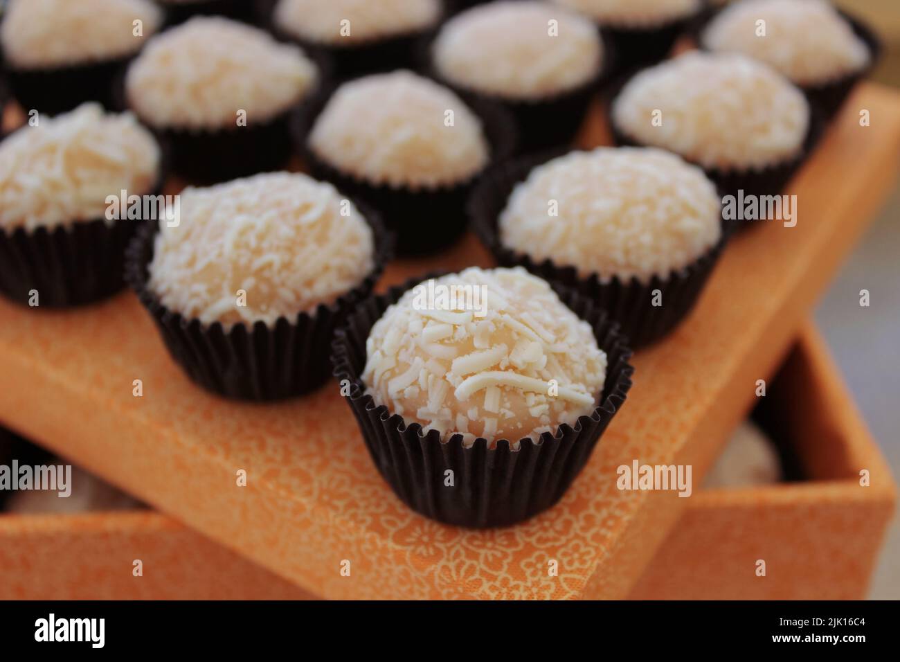 Traditional birthday party hi-res stock photography and images - Alamy