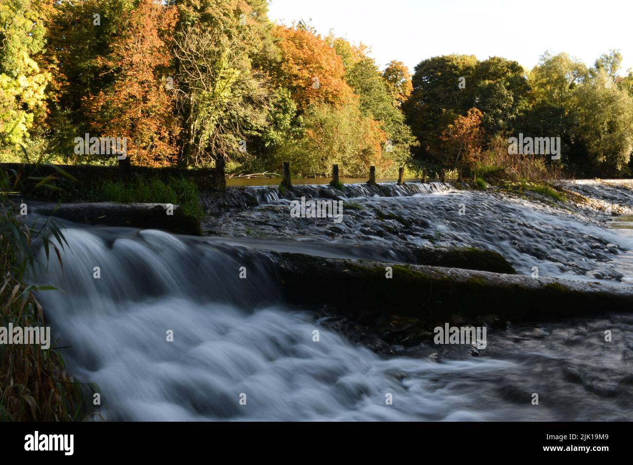 River nore linear park hi-res stock photography and images - Alamy