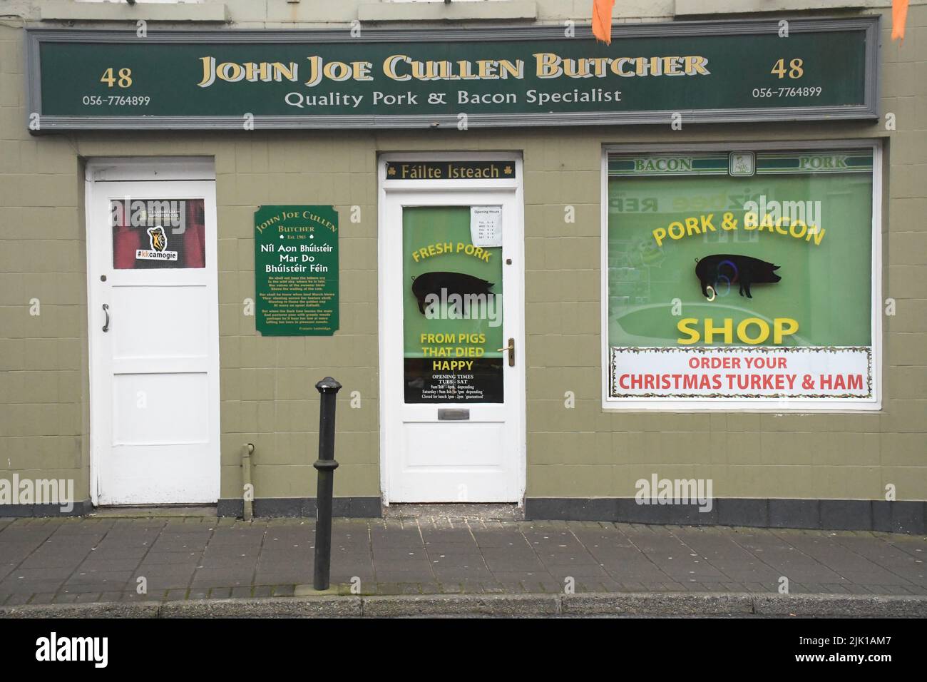 Butcher shop exterior hi-res stock photography and images - Alamy