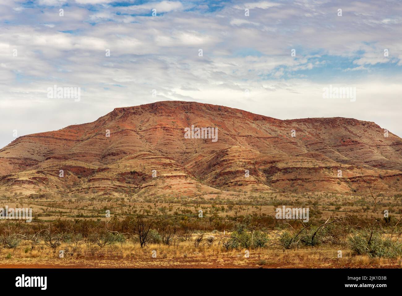 Beautiful Mount Robinson in Karijini National Park, Western Australia ...