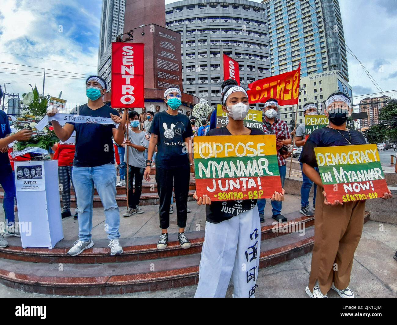 Members of various civil society and solidarity organizations belonging ...