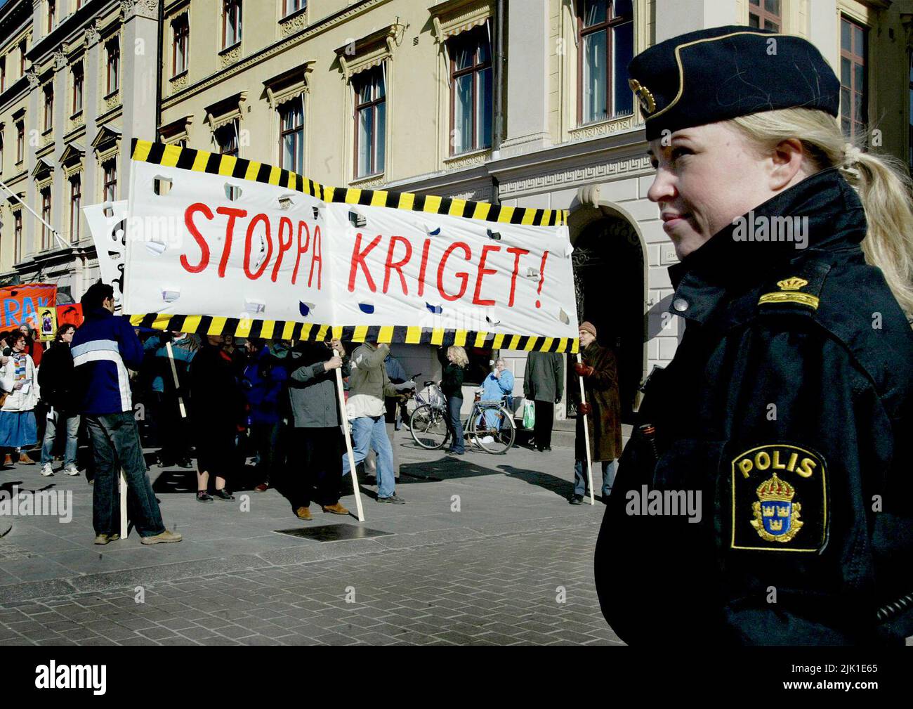 Demonstration, on Stora Torget in Linköping, Sweden, against the Iraq war Stock Photo - Alamy