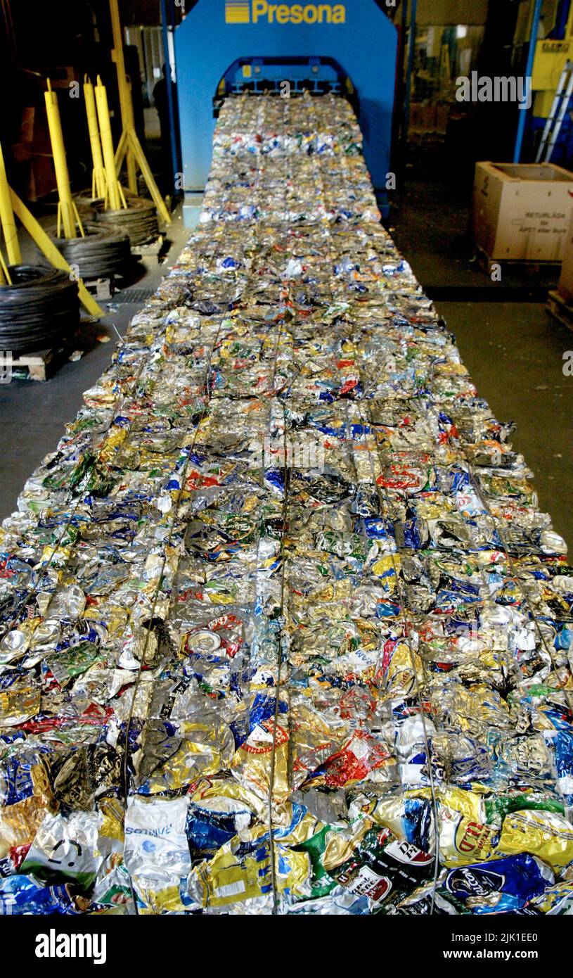 The head office of Returpack in Norrköping. Aluminum cans and PET ...