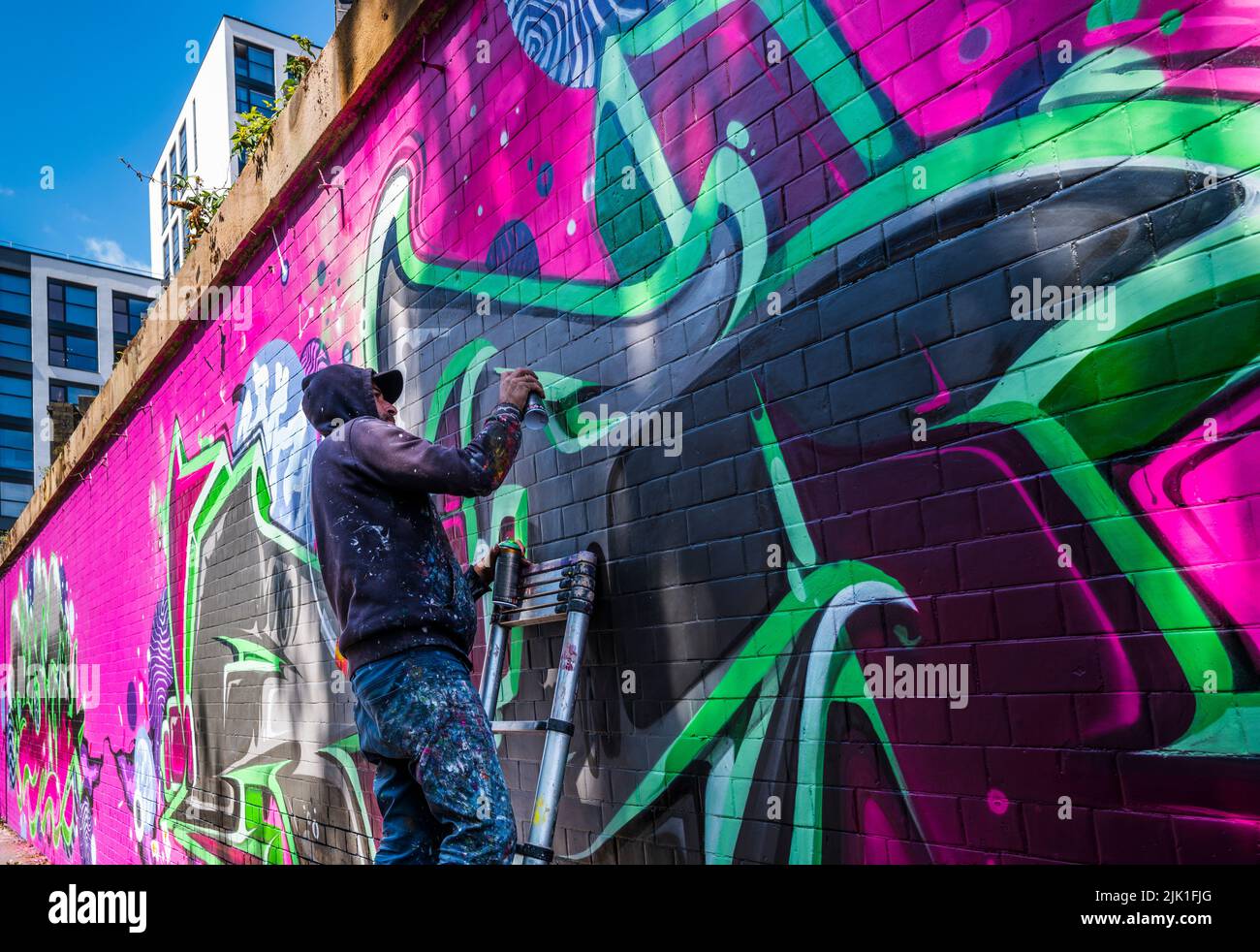 A graffiti arist in Leicester Graffiti Festival 2022 Stock Photo - Alamy