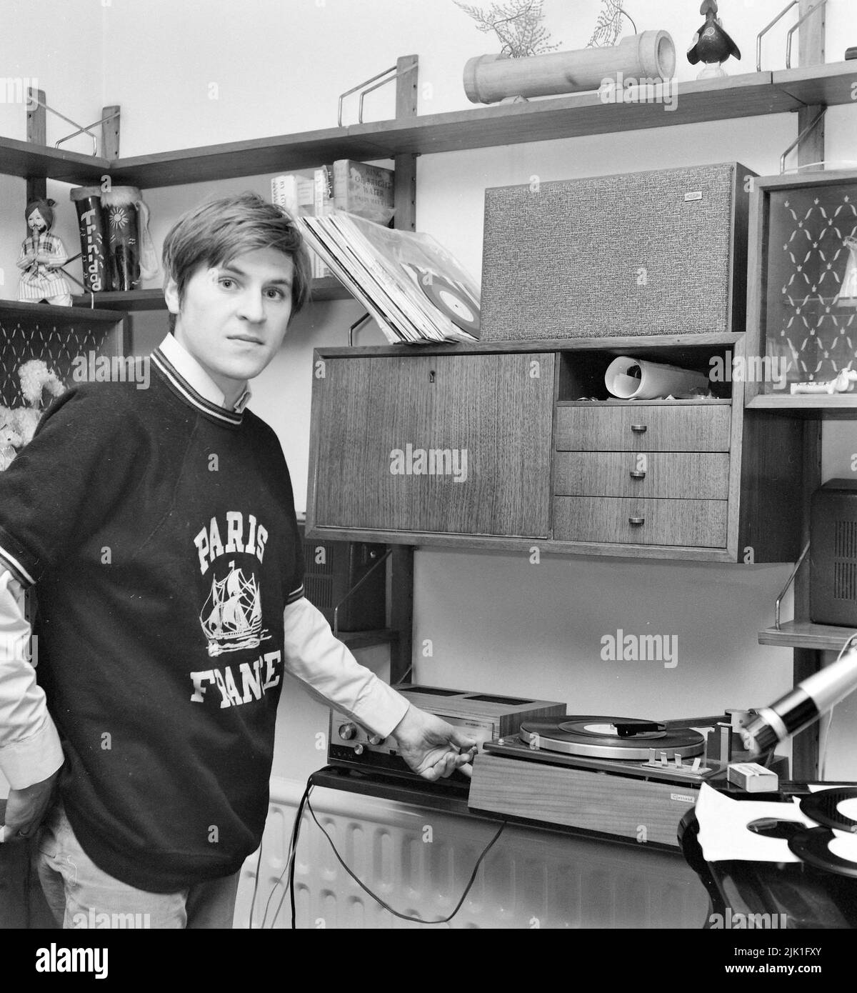 ALAN PRICE English pop musician at his London mews home in December ...