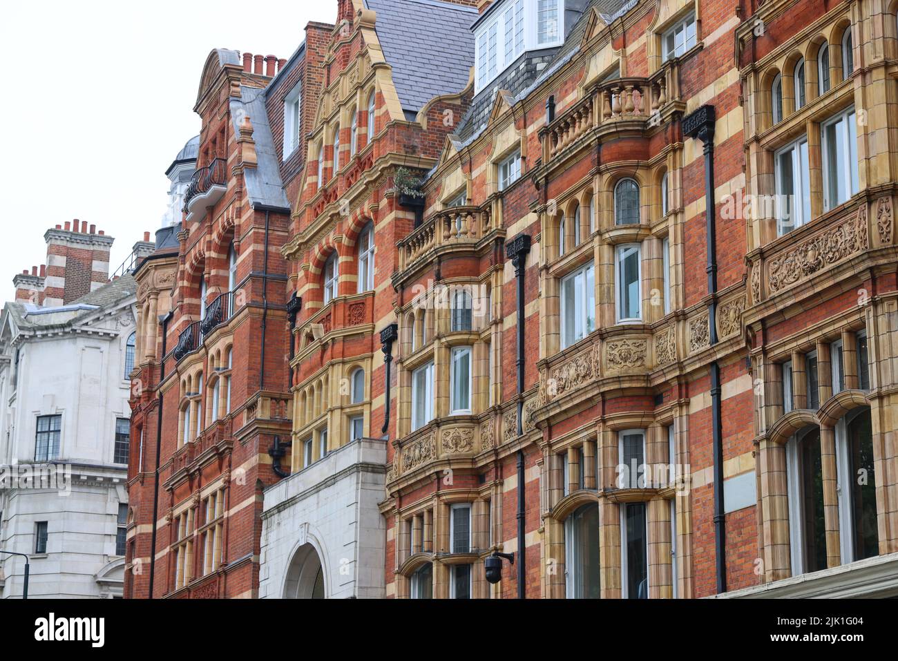 Typical buildings of the Chelsea district in London Stock Photo - Alamy