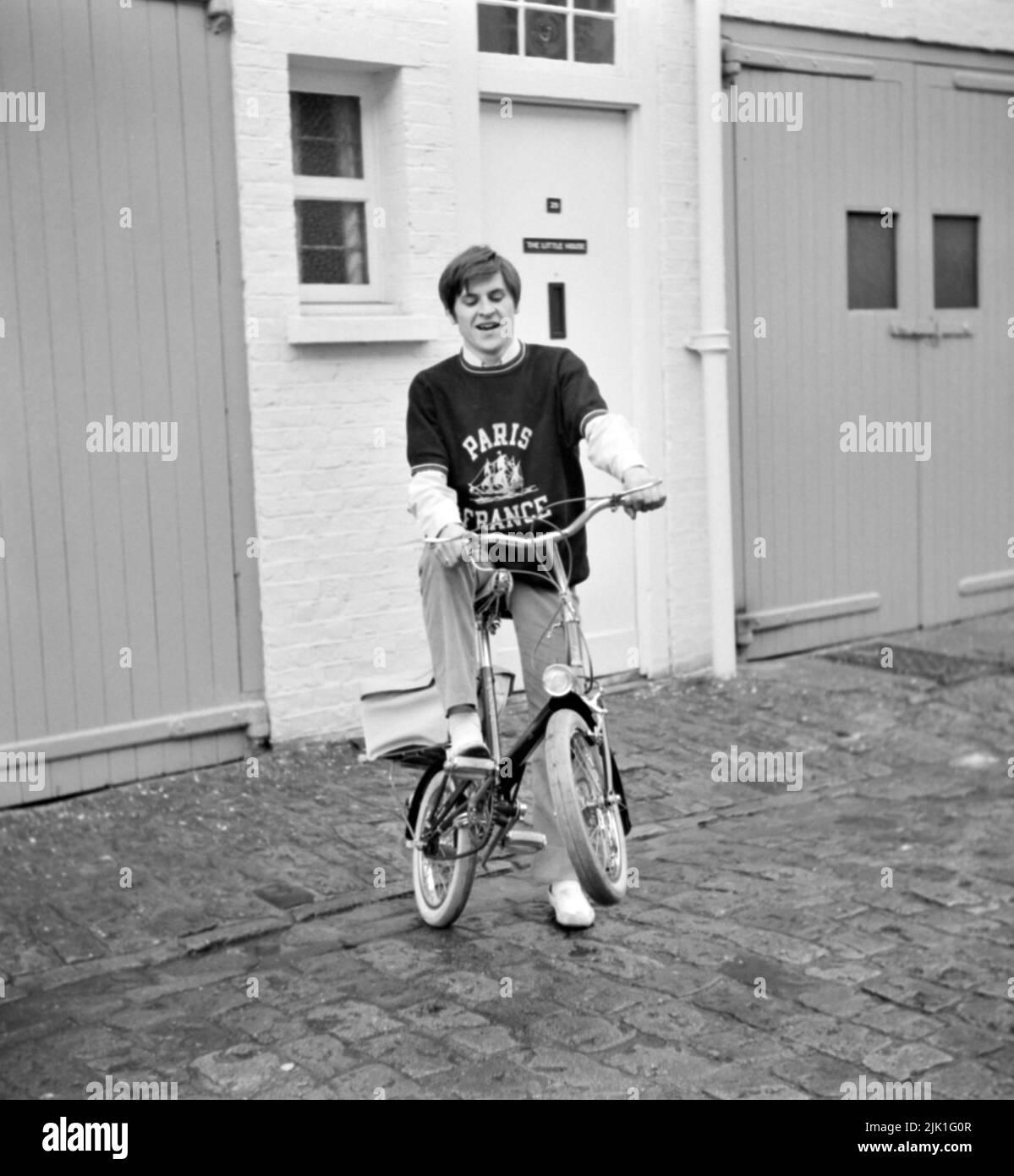 ALAN PRICE English pop musician at his London mews home in December ...