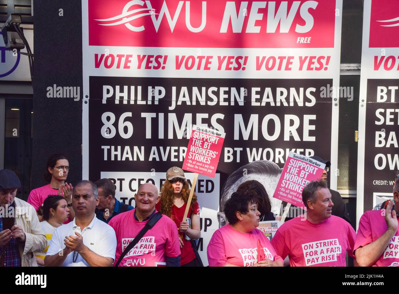 London, UK. 29th July, 2022. CWU (Communication Workers Union) members ...