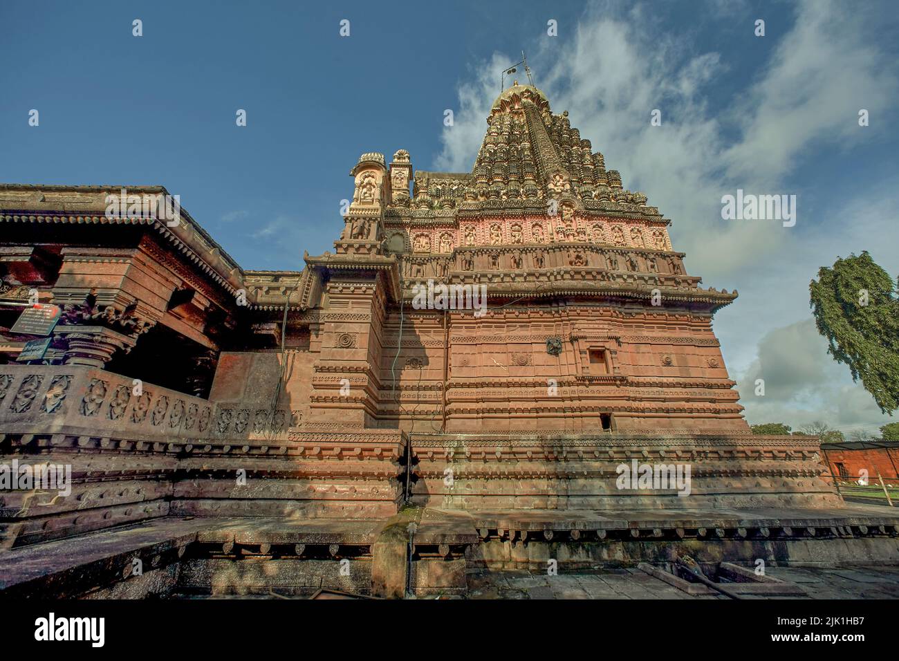 18 Sep 2006 Entrance of Grishneshwar temple-Stone wall and stapes Verul ...