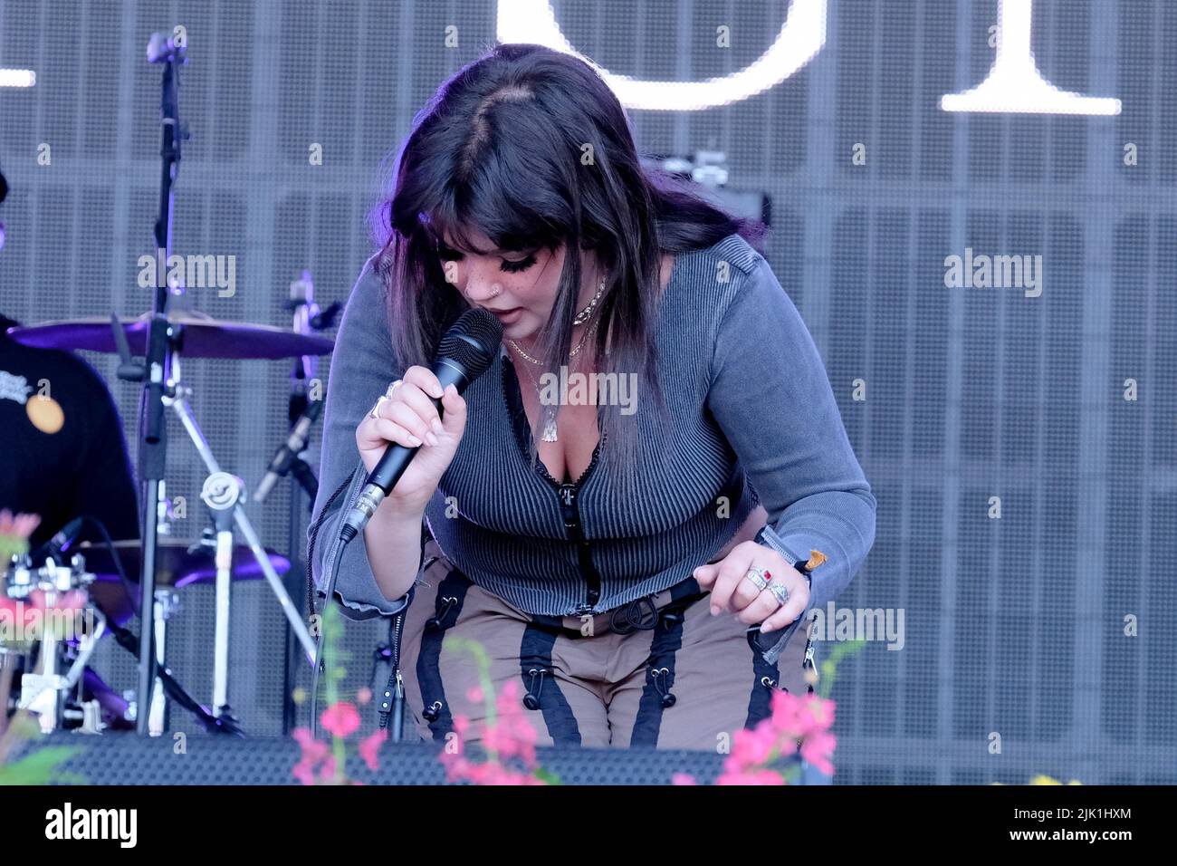 Lulworth, UK. 29th July, 2022. London born British singer songwriter ...