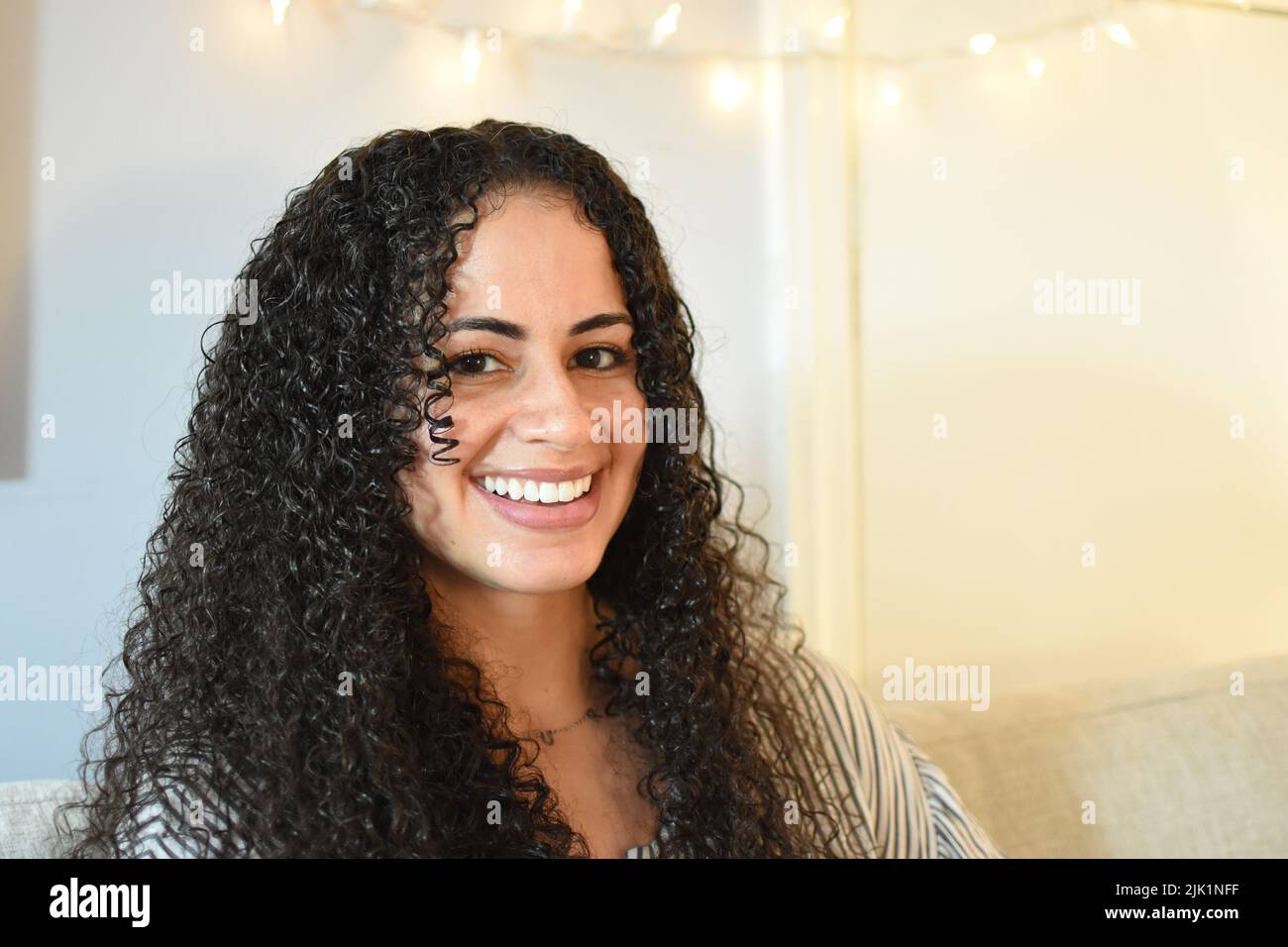 Thick biracial hair hi-res stock photography and images - Alamy