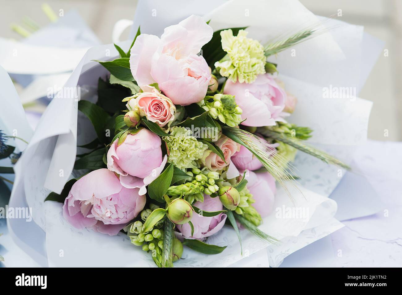 Flower composition with white and pink roses and other flowers. Bridal ...