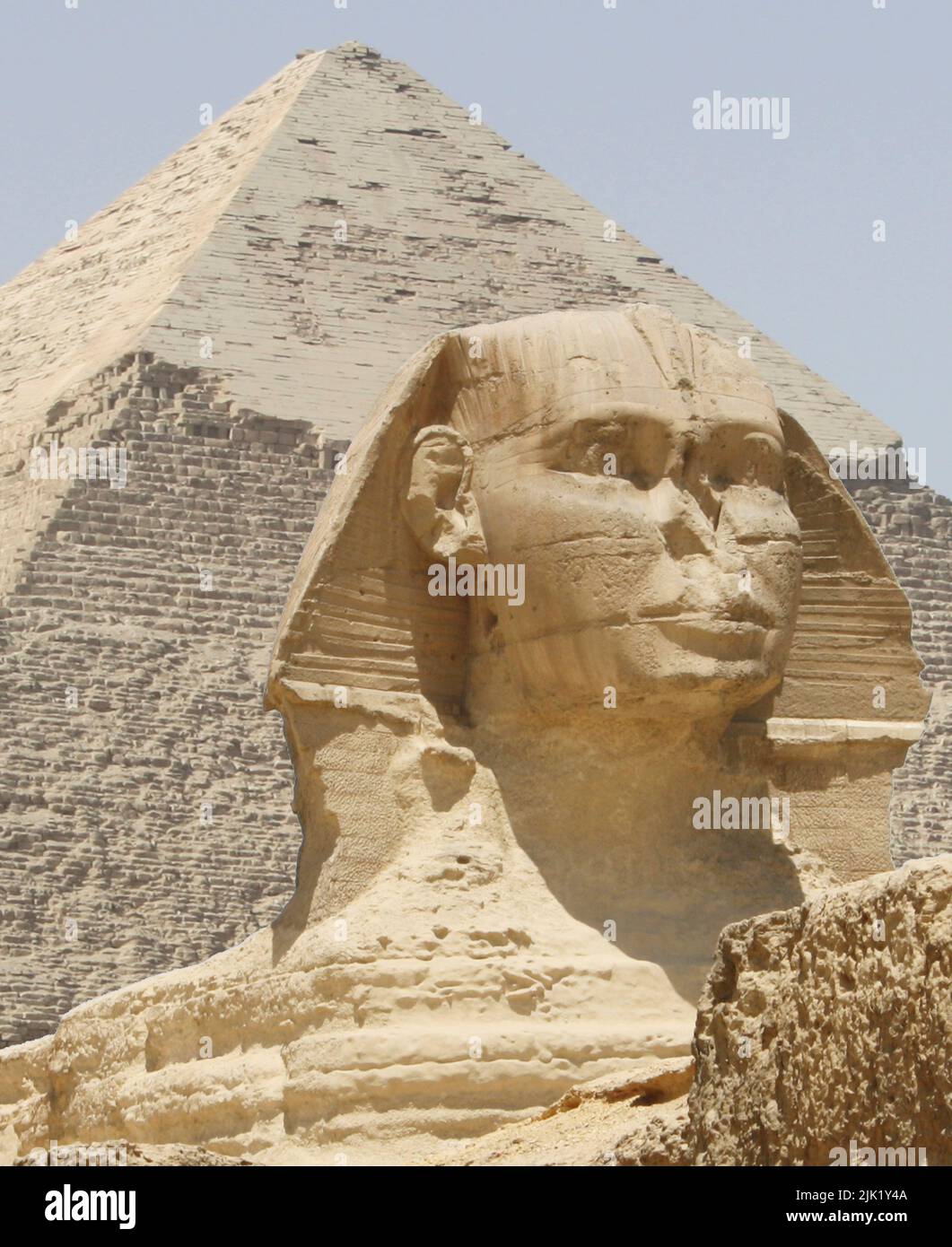 PYRAMID AND SPHINX IN VALLEY OF GIZA EGYPT Stock Photo - Alamy