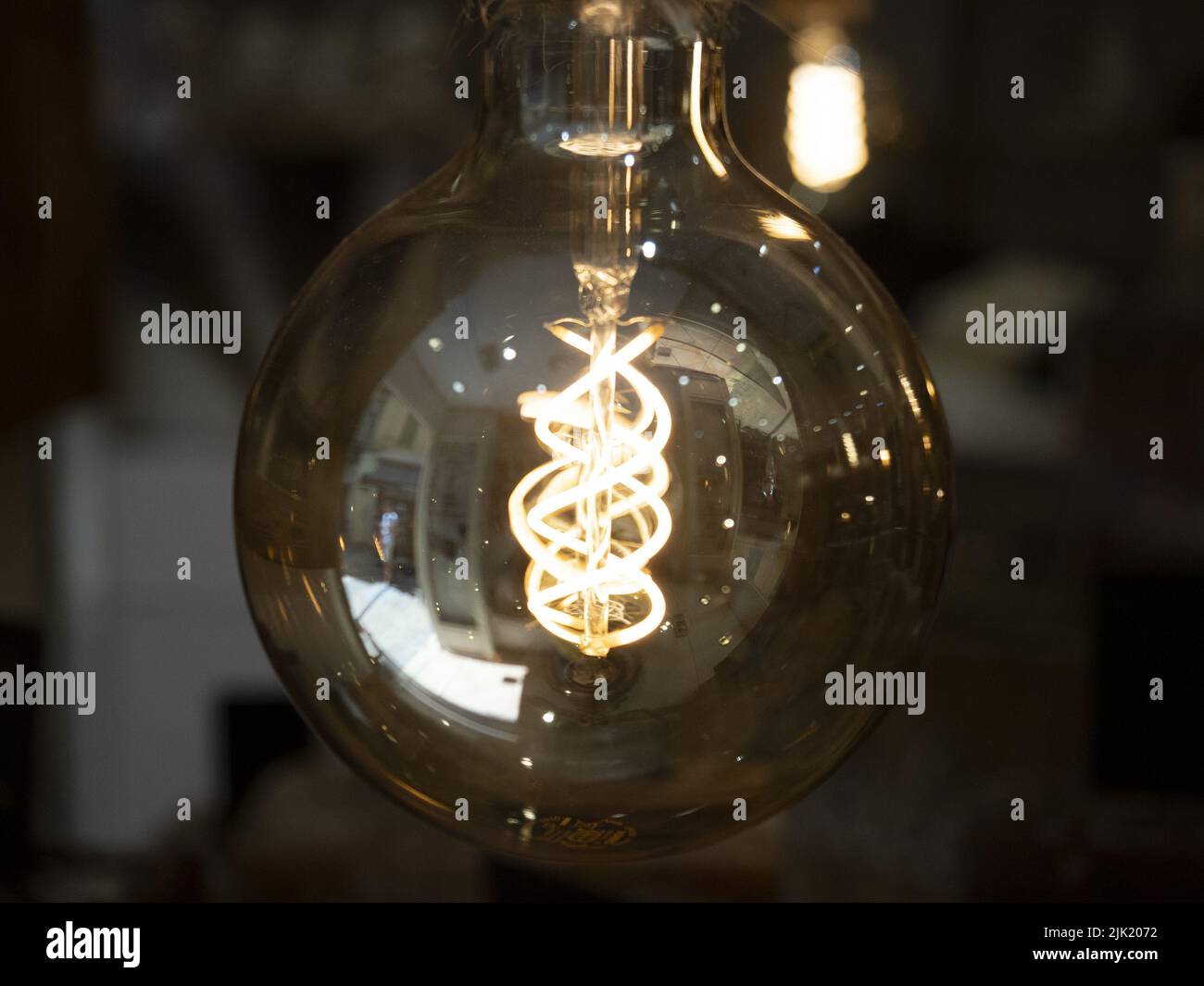 Light bulb filament close up hi-res stock photography and images - Alamy