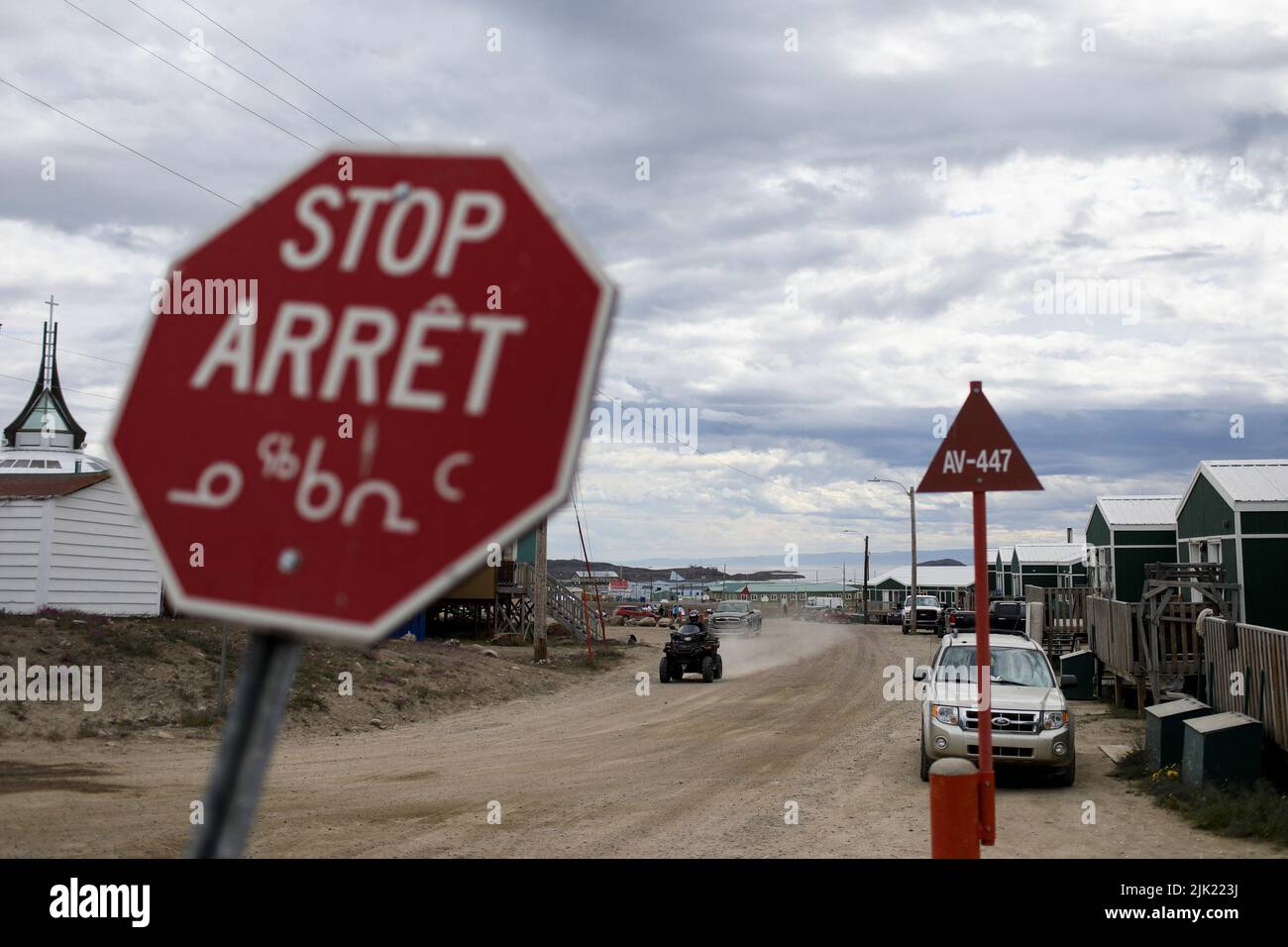 Driving around town hi-res stock photography and images - Alamy