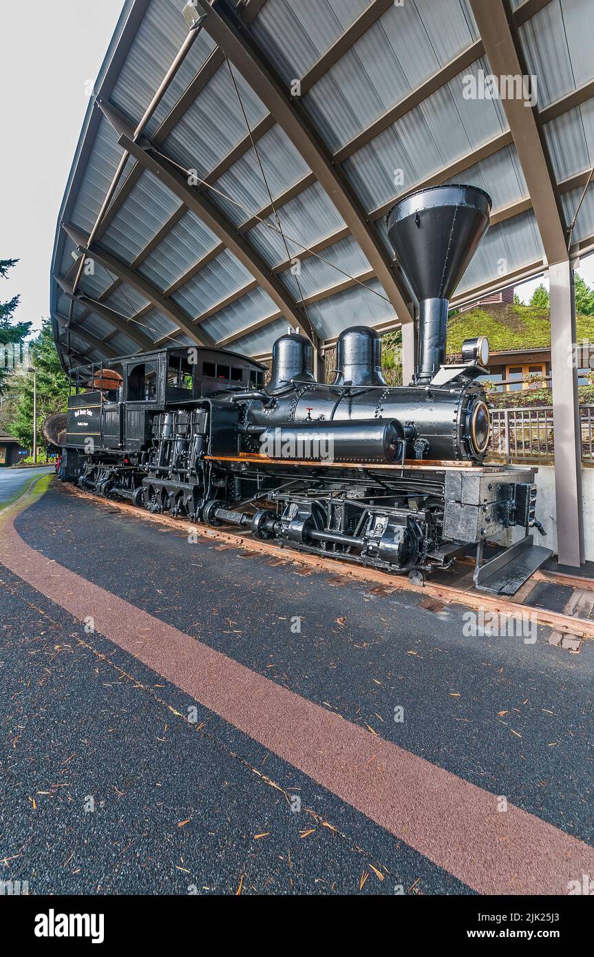 Train exhibit at Washington Park's World Forestry Center in Portland ...