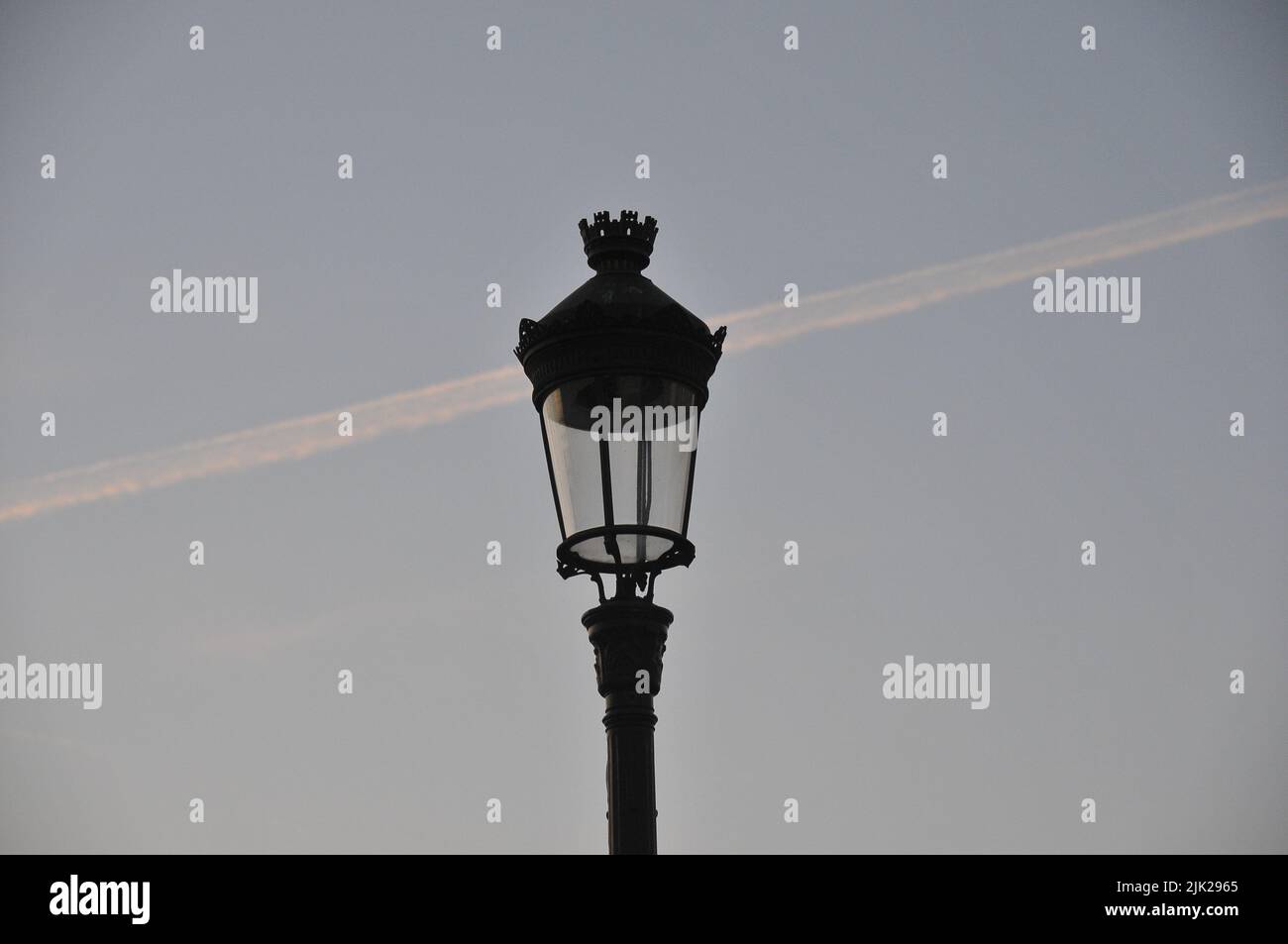 Street lamps in Paris Stock Photo - Alamy