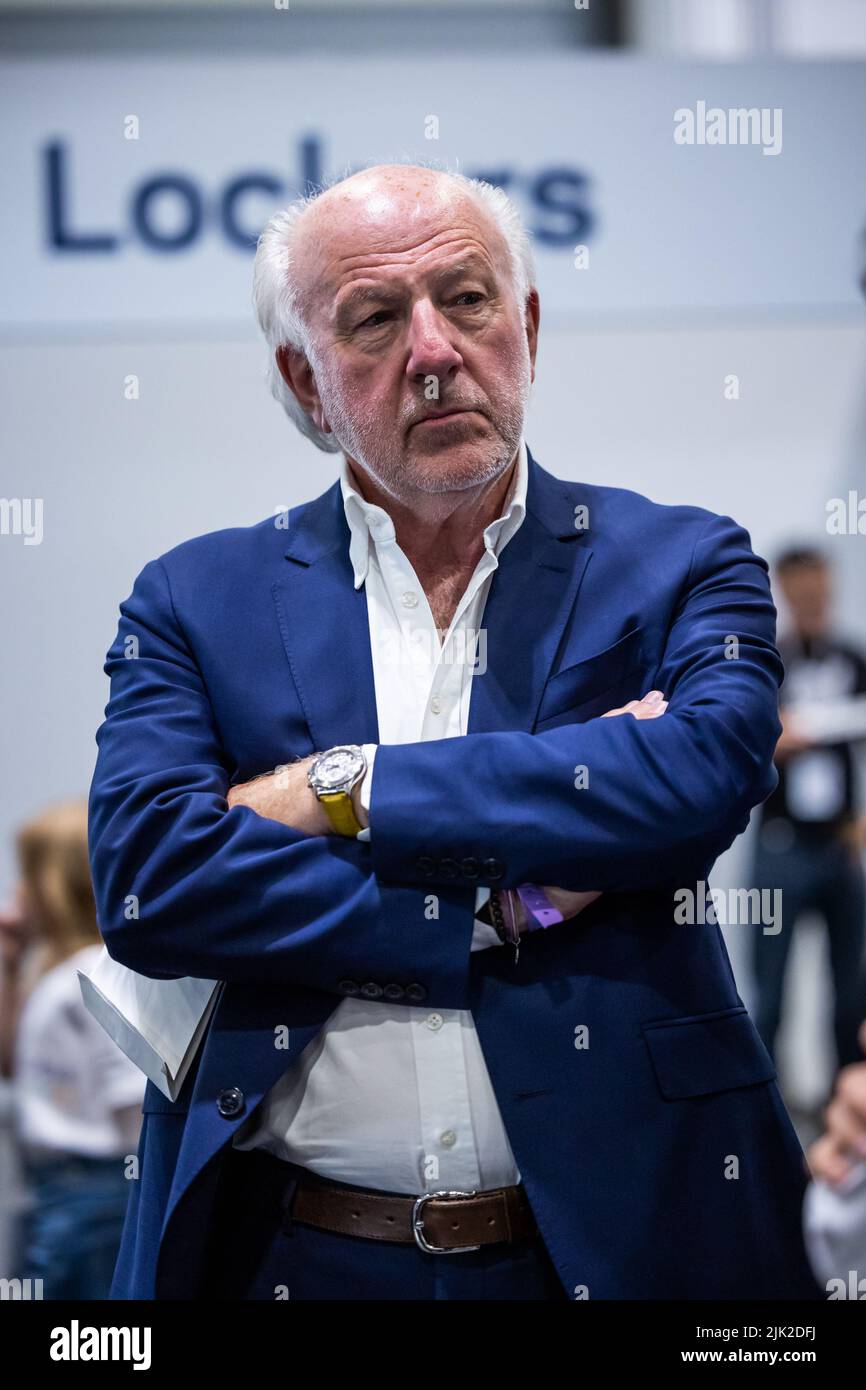 RICHARDS David, chairman of Prodrive & Motorsport UK, portrait Girls on ...