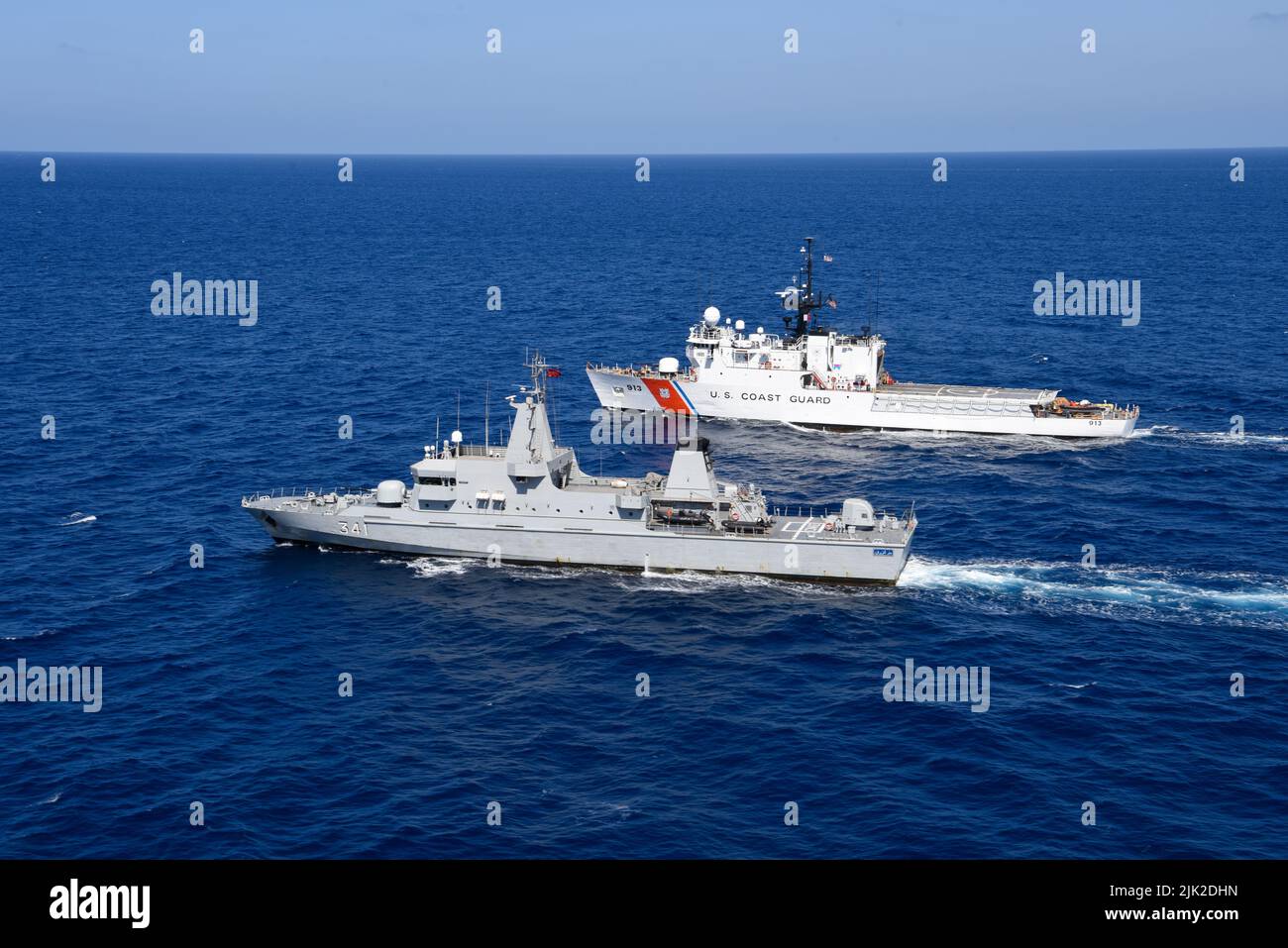 Uscgc mohawk wmec 913 hi-res stock photography and images - Alamy