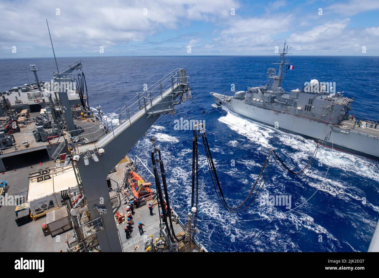 220718-N-MR124-1054 PACIFIC OCEAN (July 18, 2022) French Navy frigate ...
