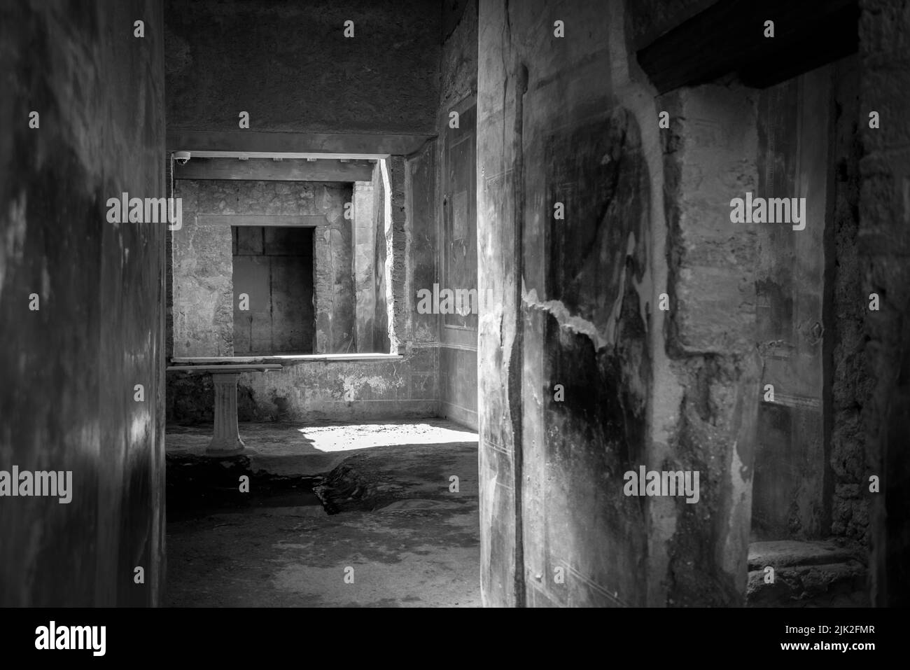 Entrance and floor into the atrium of an old Roman villa in Pompeii ...