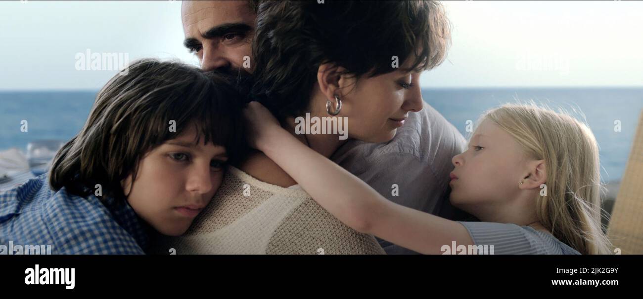 LUIS TOSAR, PENELOPE CRUZ, MA MA, 2015 Stock Photo - Alamy