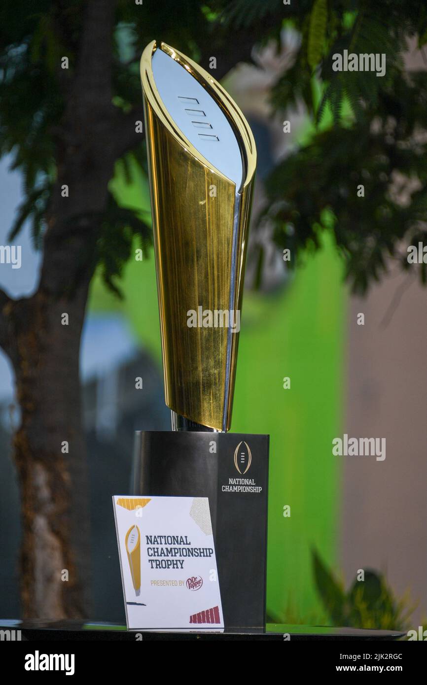 New College Football Trophy 2022