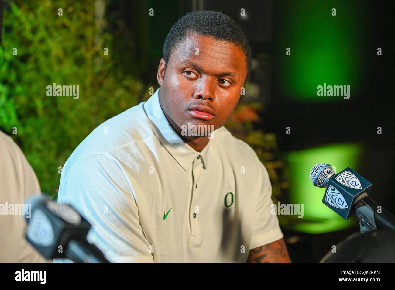 Oregon Ducks linebacker DJ Johnson speaks during PAC-12 Media Day on ...