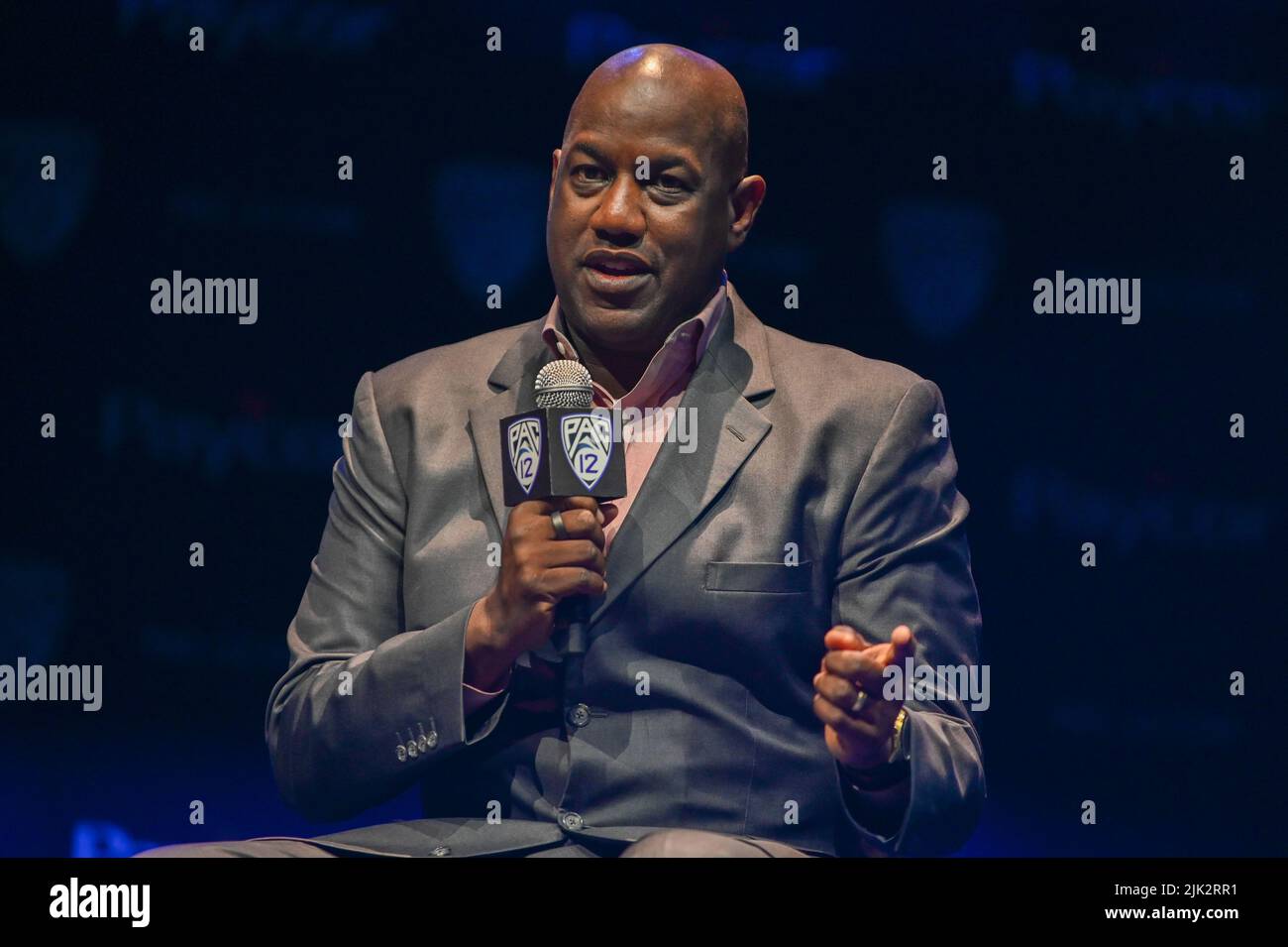 Bernard muir hi-res stock photography and images - Alamy