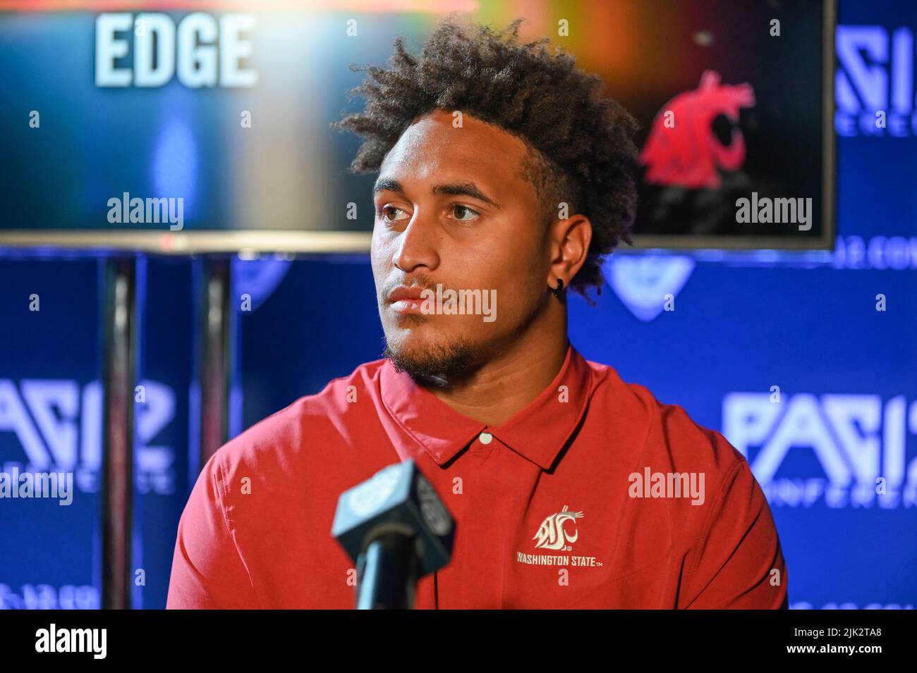 Los Angeles, USA. 29th July, 2022. Washington State Cougars edge Ron ...
