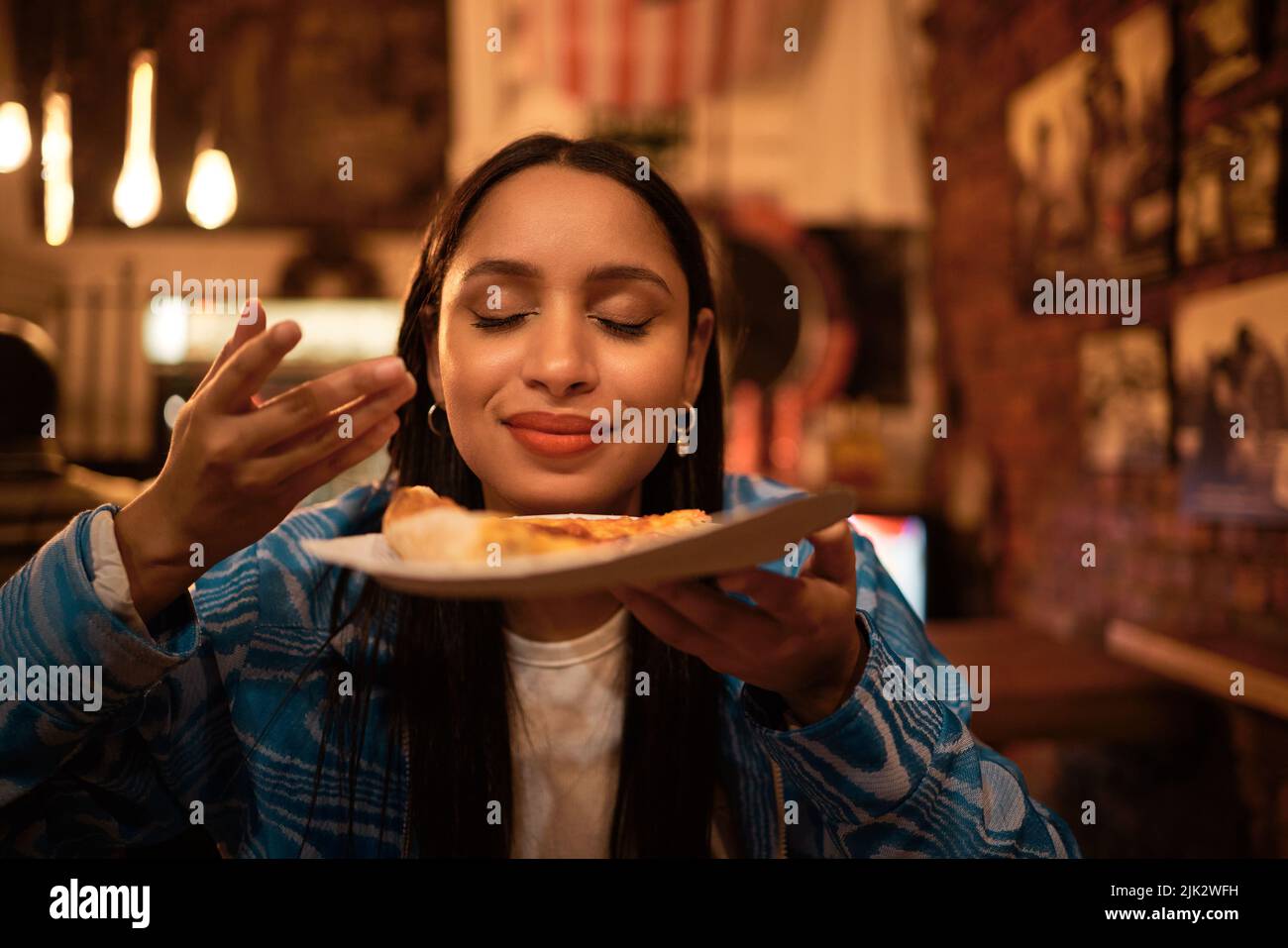 Very hungry woman hi-res stock photography and images - Alamy