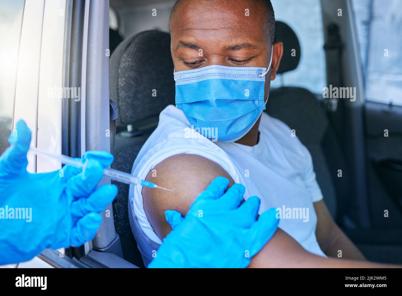 Nurse cleaning injection hi-res stock photography and images - Alamy