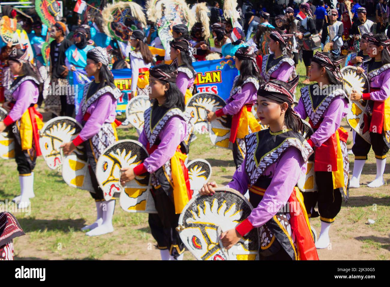 "Yogyakarta, Indonesia - May 2, 2019, breaking jathilan dancing (tari ...