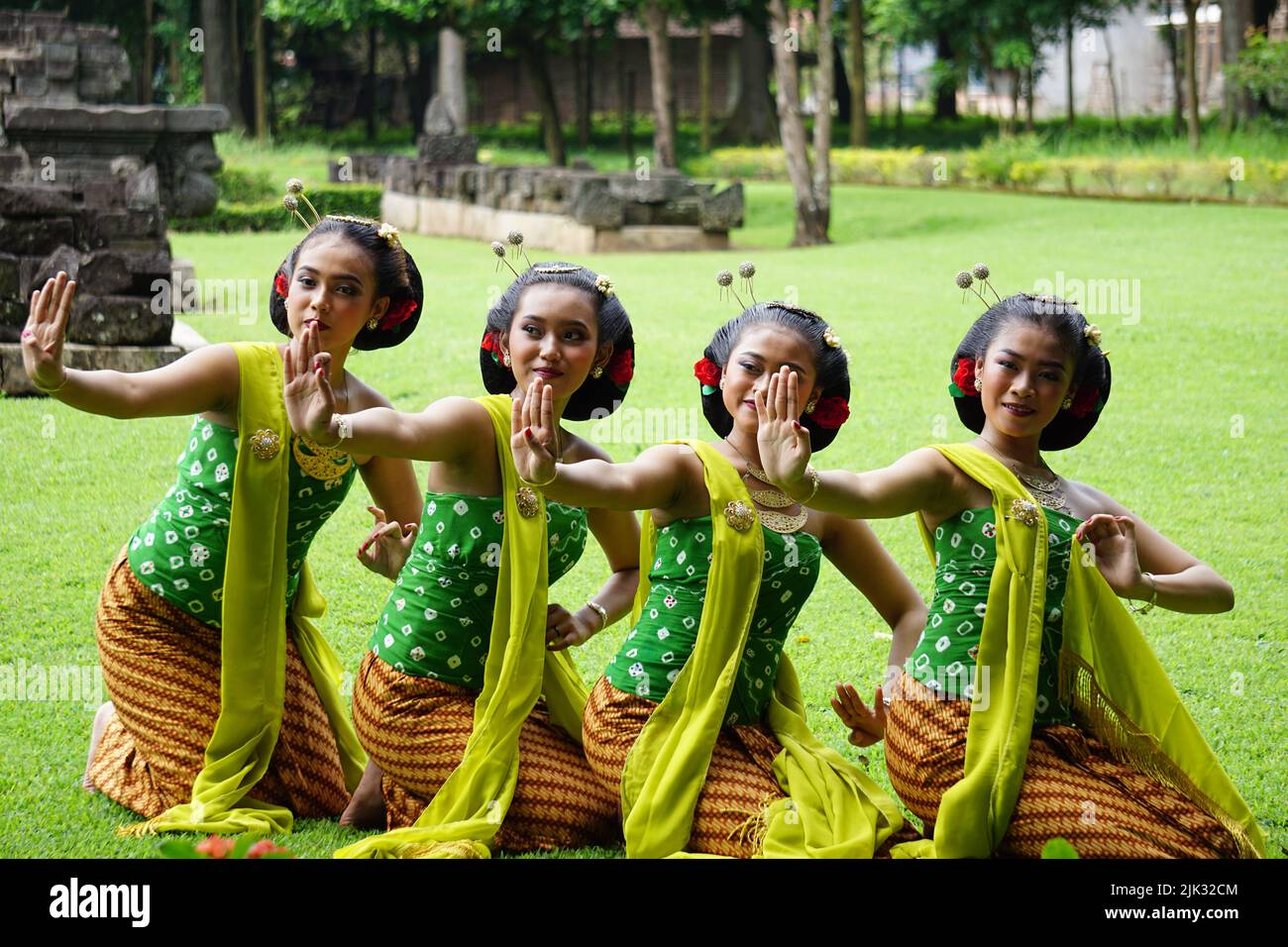 Indonesian traditional dancers with traditional clothes which are ...