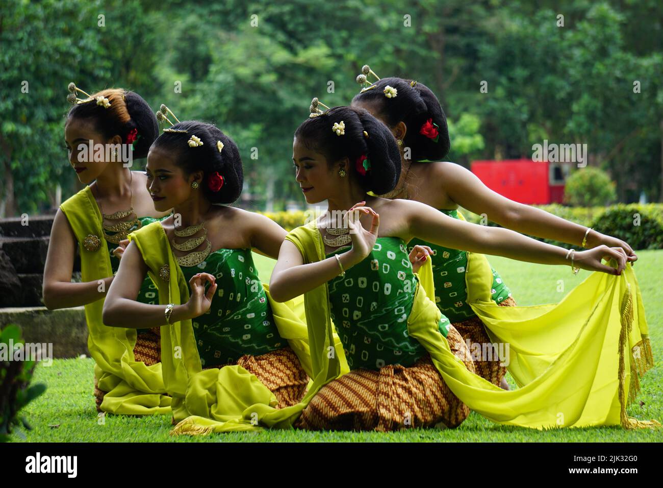 Indonesian traditional dancers with traditional clothes which are ...
