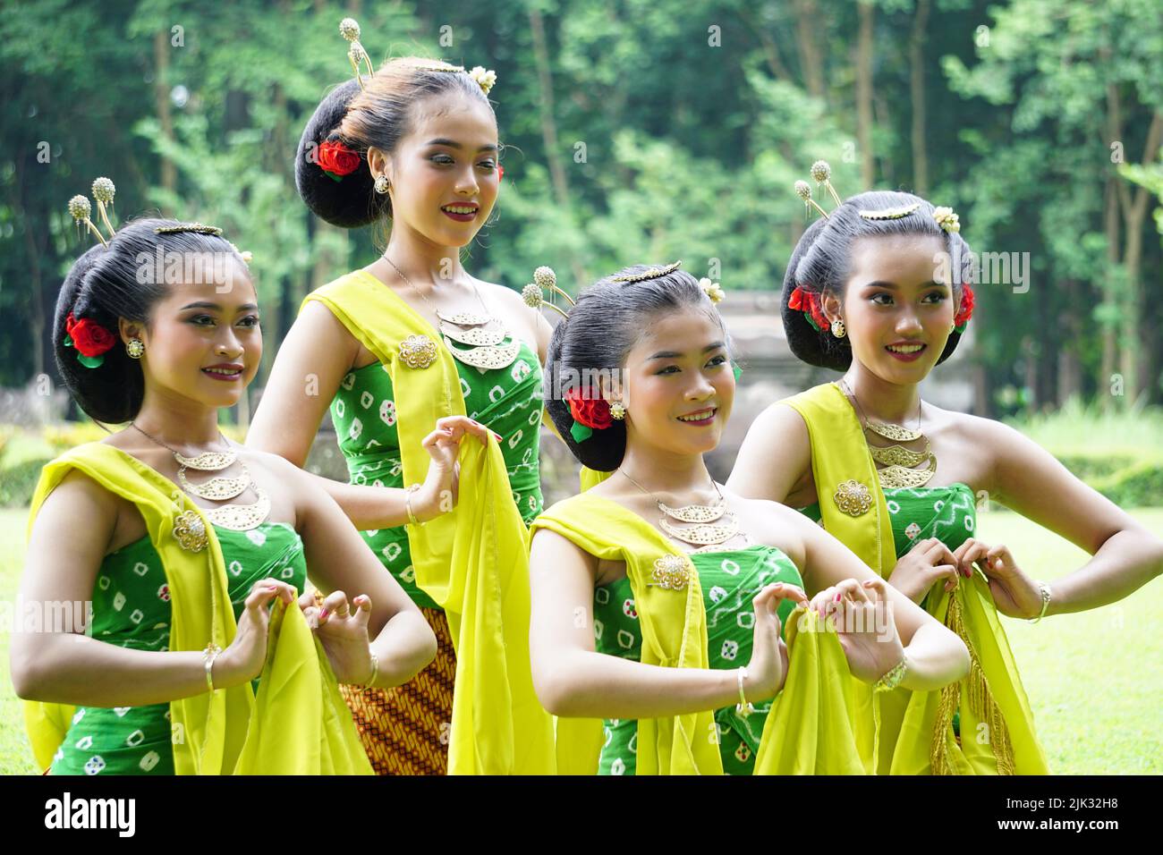 Indonesian traditional dancers with traditional clothes which are ...