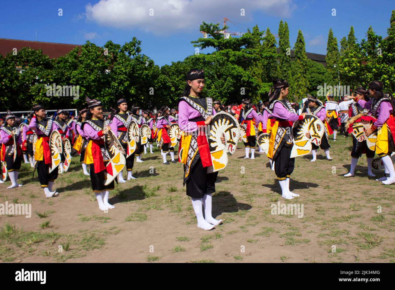 "Yogyakarta, Indonesia - May 2, 2019, breaking jathilan dancing (tari ...