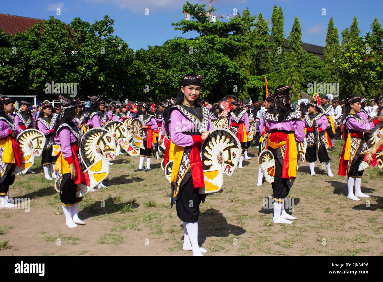 "Yogyakarta, Indonesia - May 2, 2019, breaking jathilan dancing (tari ...