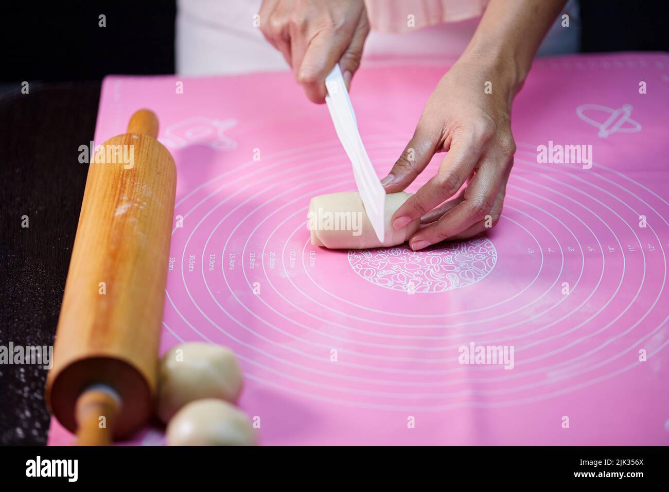 Silicon mesh hi-res stock photography and images - Alamy