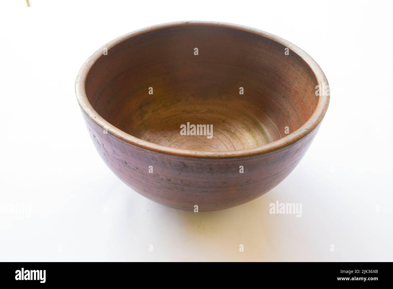 earthenware bowl isolated on white background. earthenware crafts Stock ...